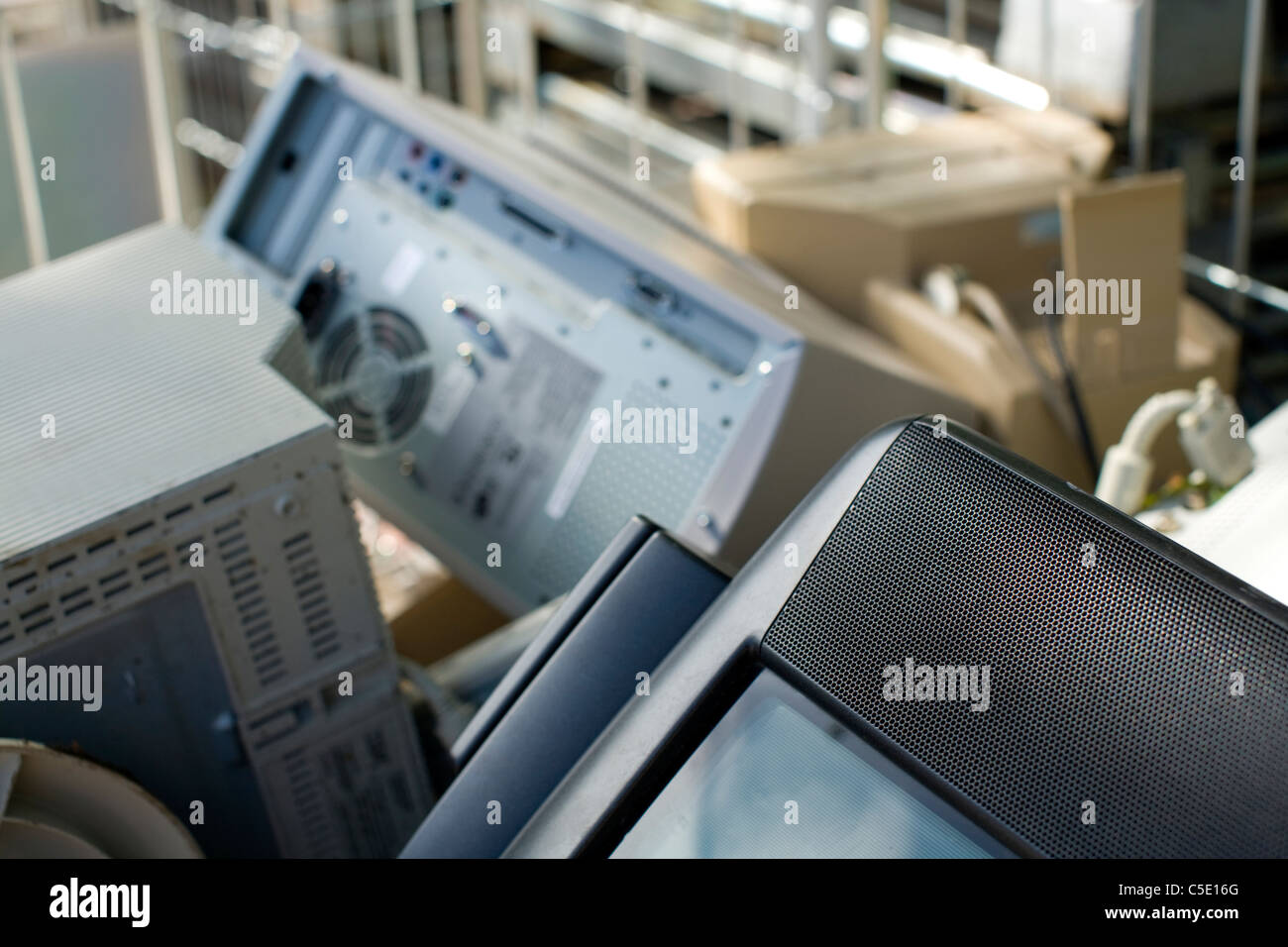 Old metal screens hi-res stock photography and images - Alamy