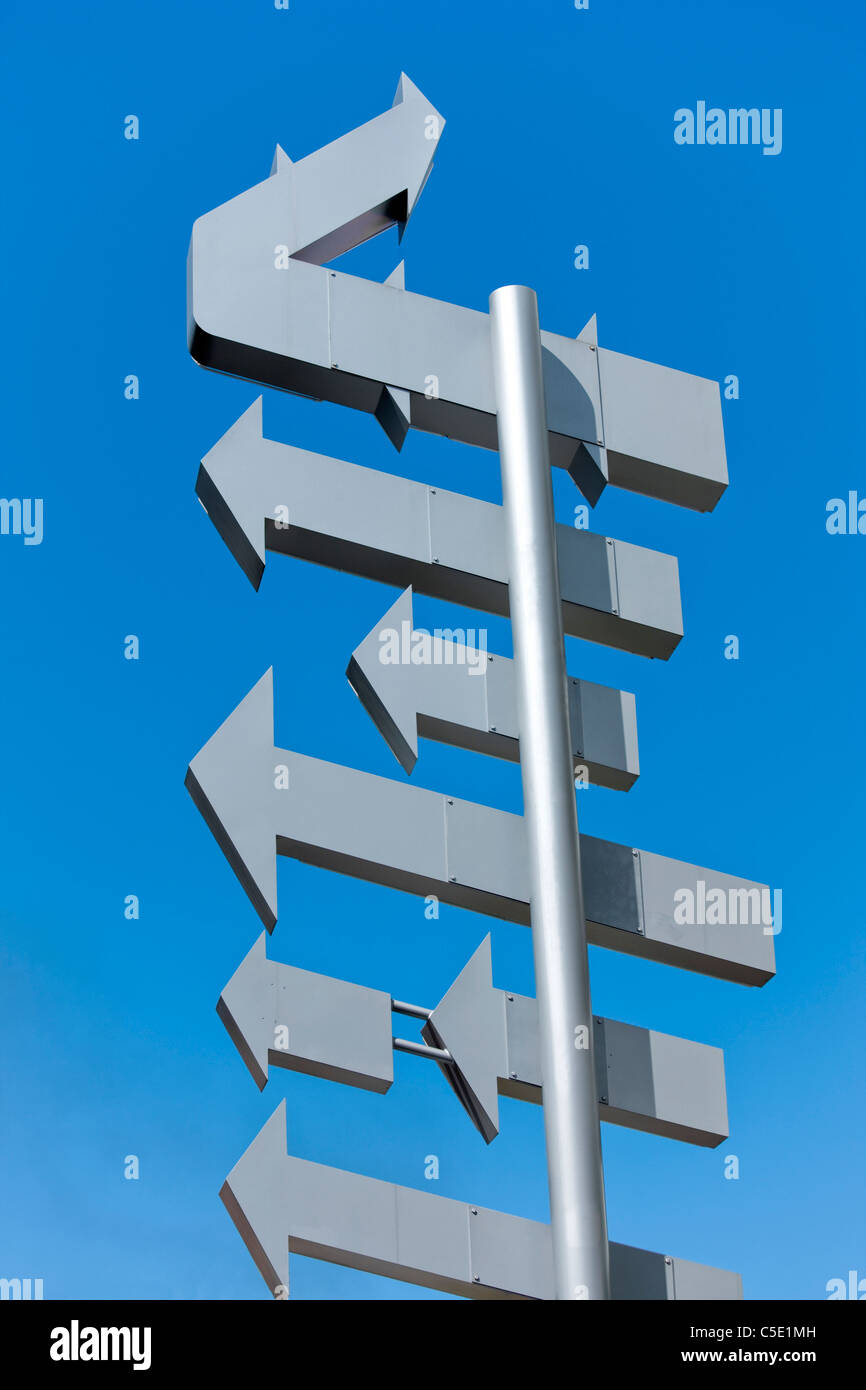 Arrow signs hi-res stock photography and images - Alamy