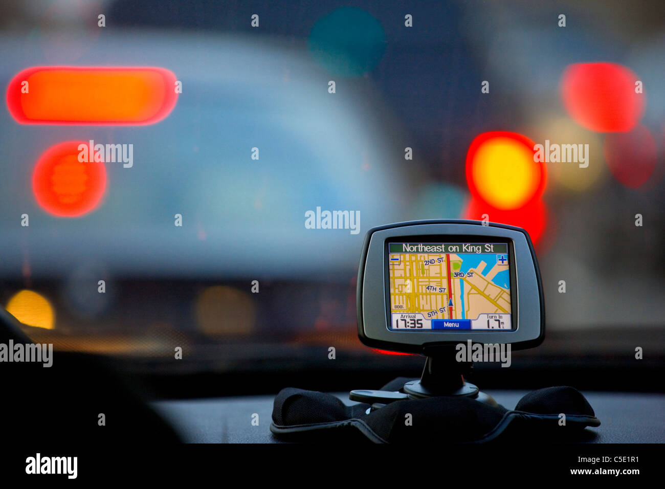 Navigation look hi-res stock photography and images - Alamy