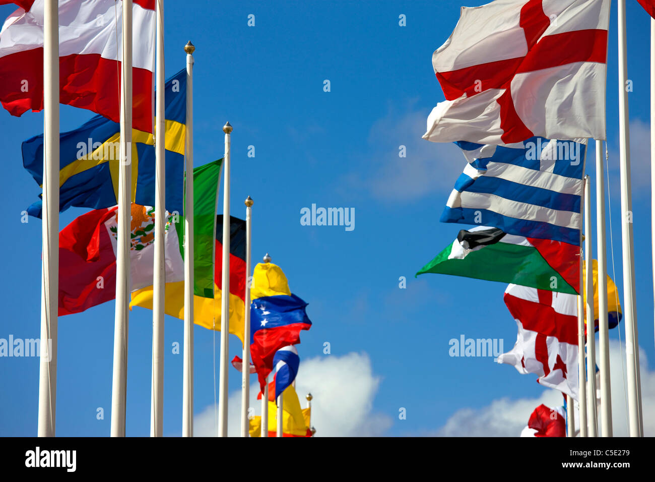 Flags Fluttering Stock Photos & Flags Fluttering Stock Images - Alamy