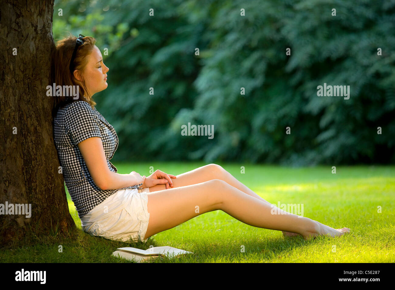 Resting Under Tree High Resolution Stock Photography and Images - Alamy