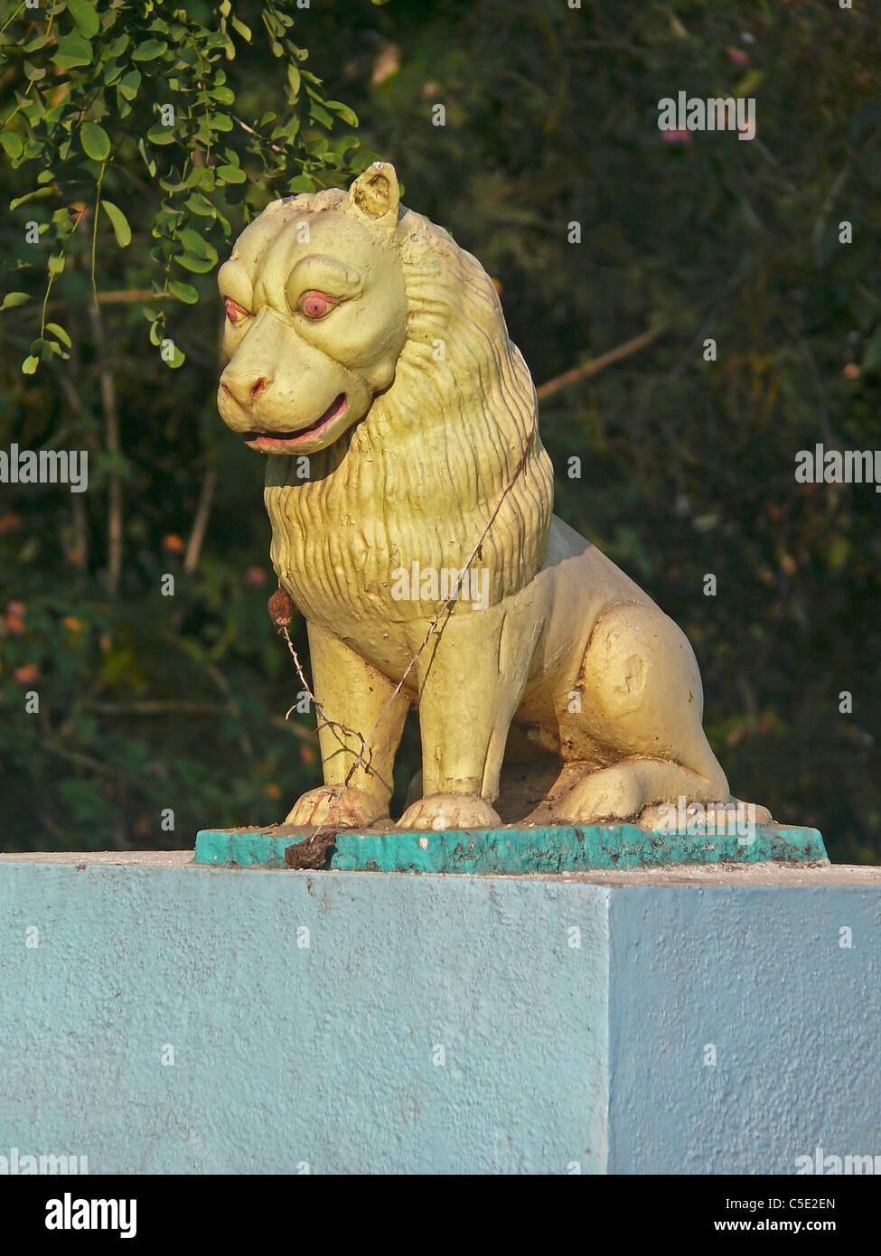 Statue of Lion At Taljai, Pune, Maharashtra, India Stock Photo - Alamy
