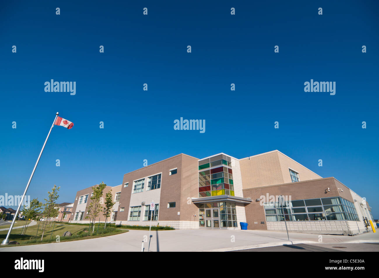 A newly constructed suburban elementary school Stock Photo - Alamy