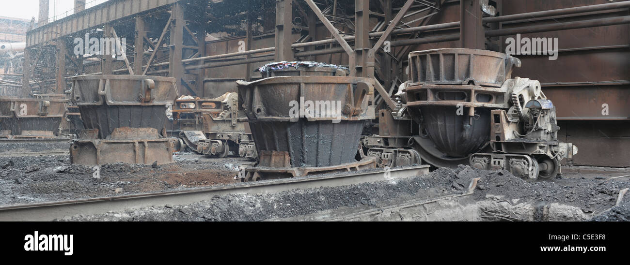 Iron slag hi-res stock photography and images - Alamy