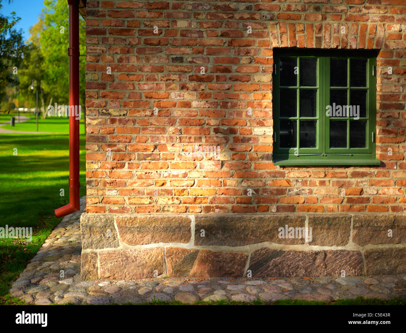Bricked up house hi-res stock photography and images - Alamy