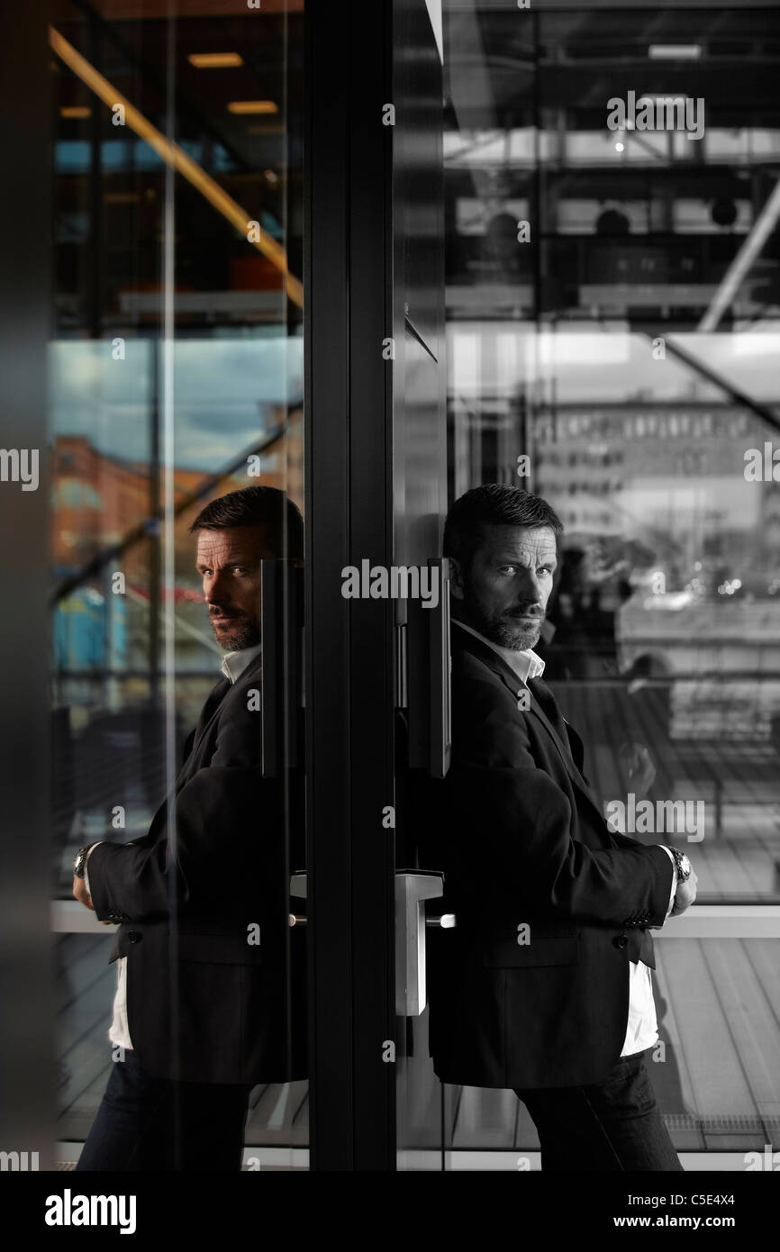 Middle shot hi-res stock photography and images - Alamy