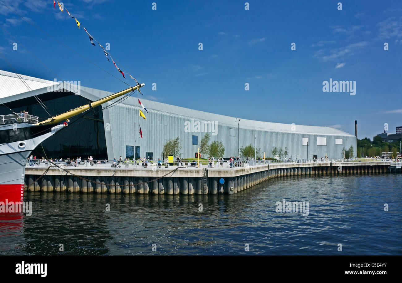 The Clyde Maritime Trust owned Tall Ship Glenlee moored at the newly ...