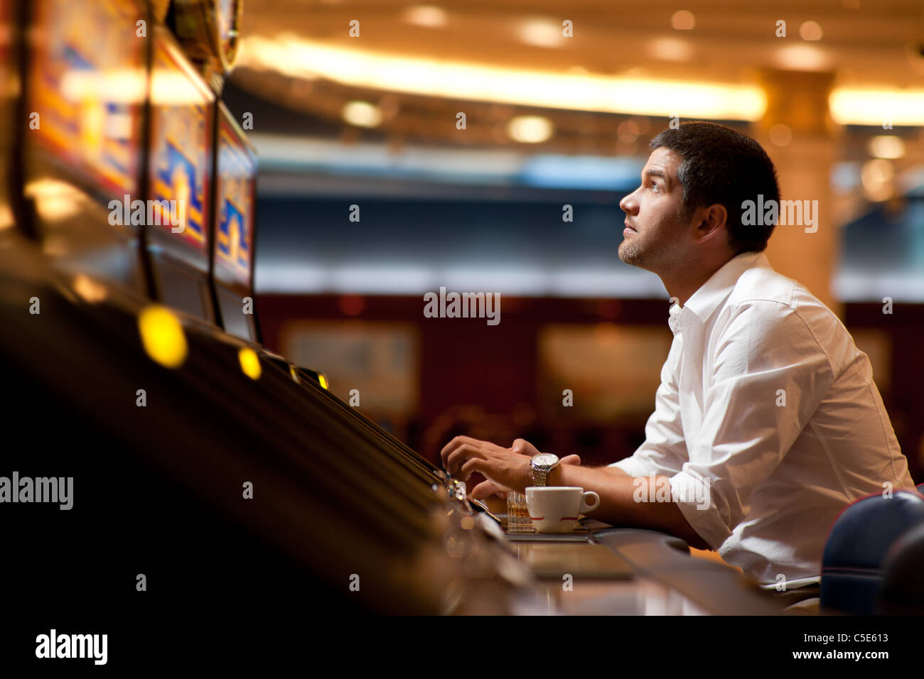 Playing arcade game machine hi-res stock photography and images - Alamy