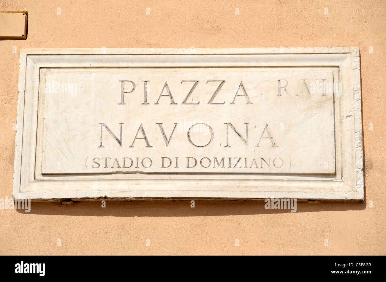 Italy, Rome, Piazza Navona, street sign Stock Photo - Alamy
