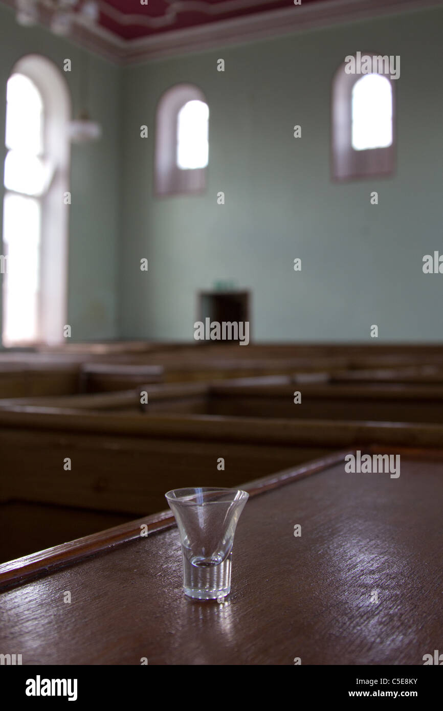 Communion cup hi-res stock photography and images - Alamy