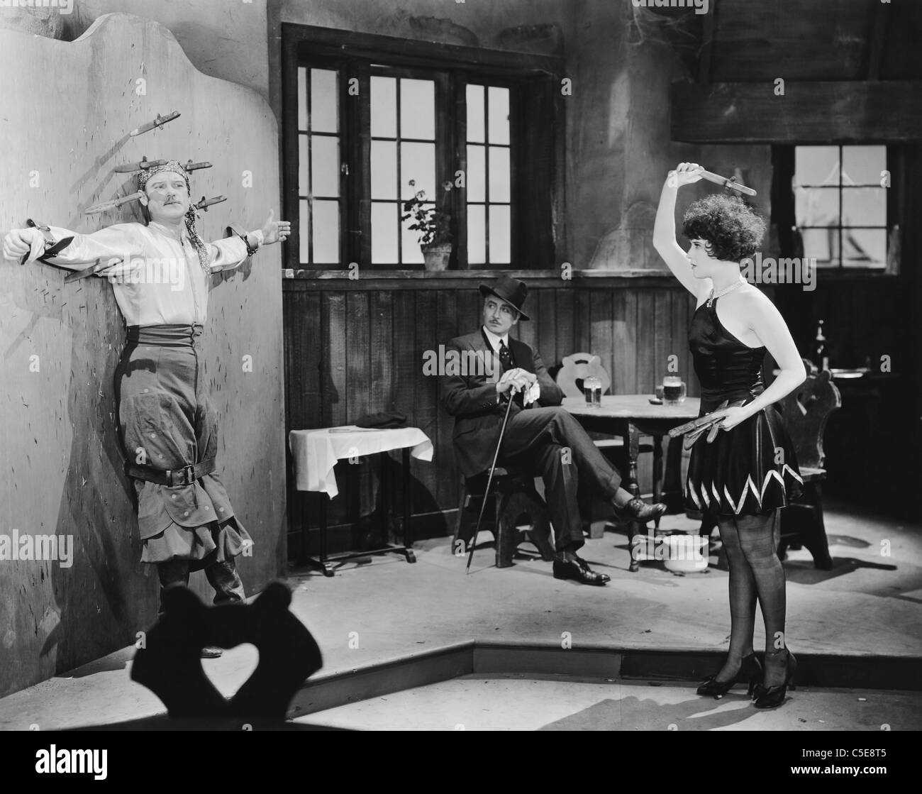 Knife thrower hi-res stock photography and images - Alamy