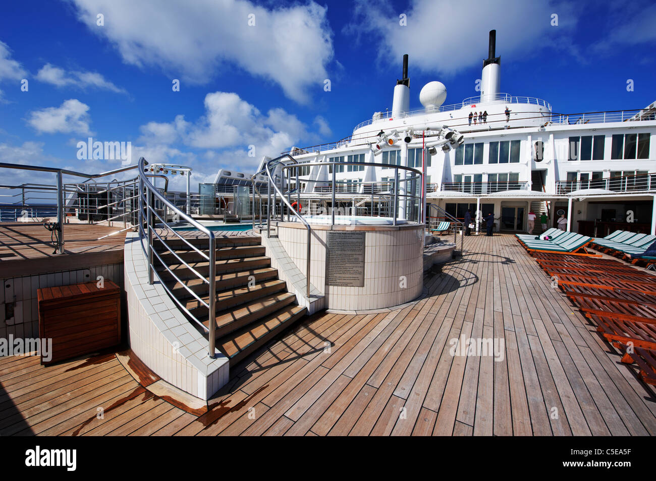 Passengers whirlpool on upper deck, Cunard Queen Mary 2 Cruise ship ...