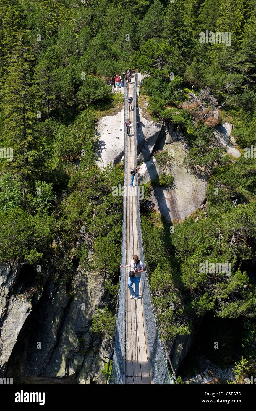 At handeck hi-res stock photography and images - Alamy