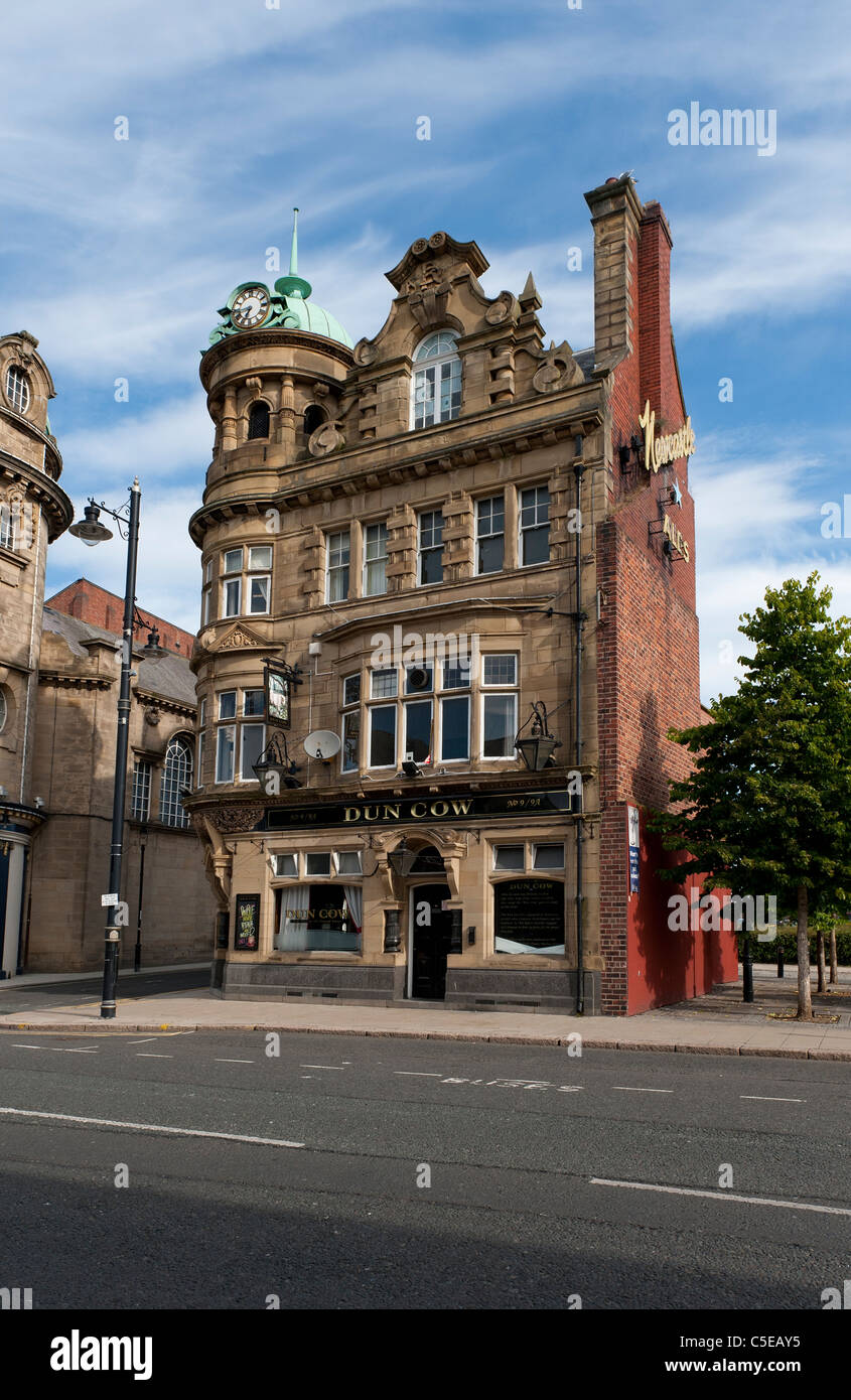 Dun cow sunderland hi-res stock photography and images - Alamy