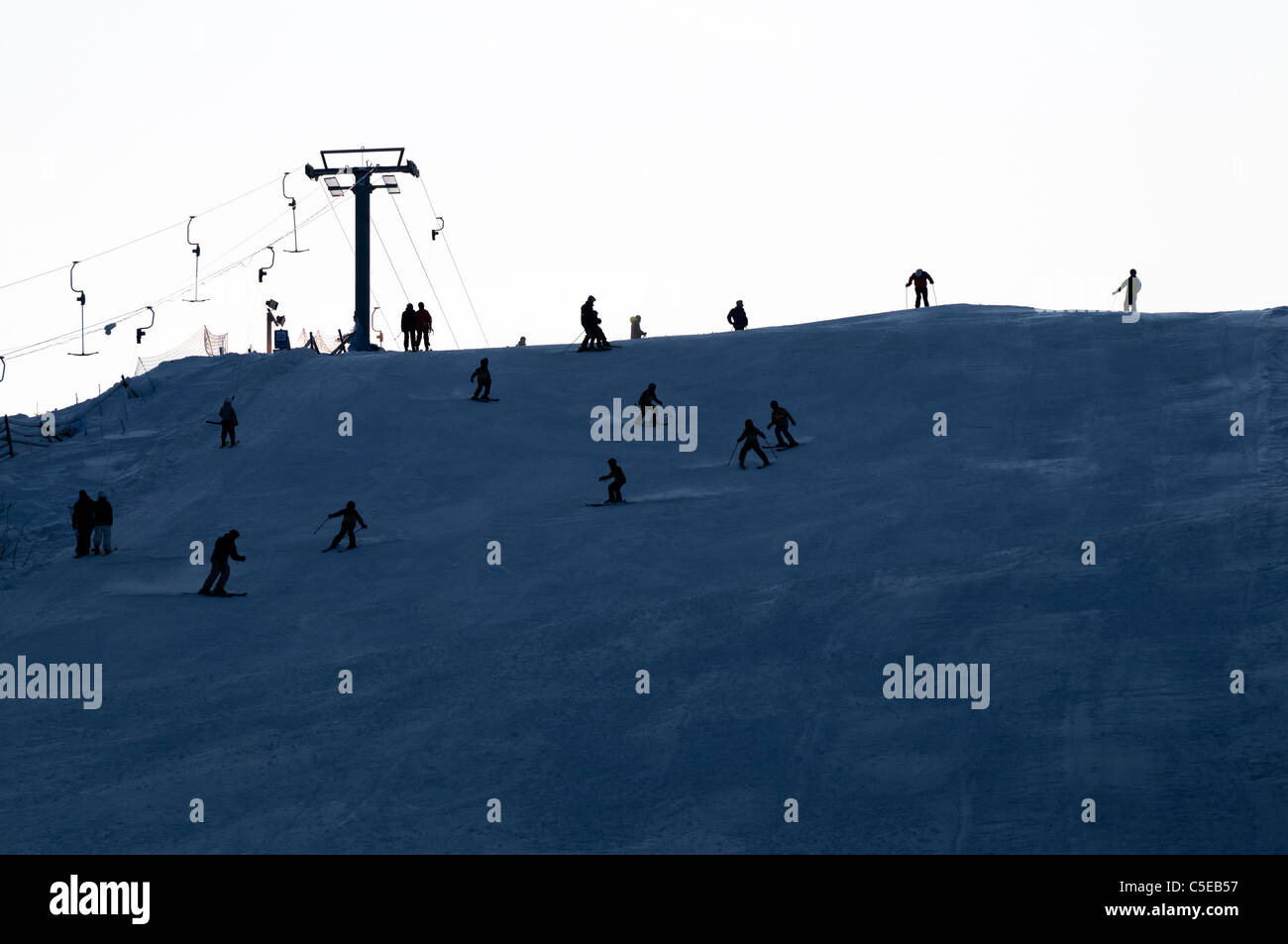Ski slope skilift hi-res stock photography and images - Alamy
