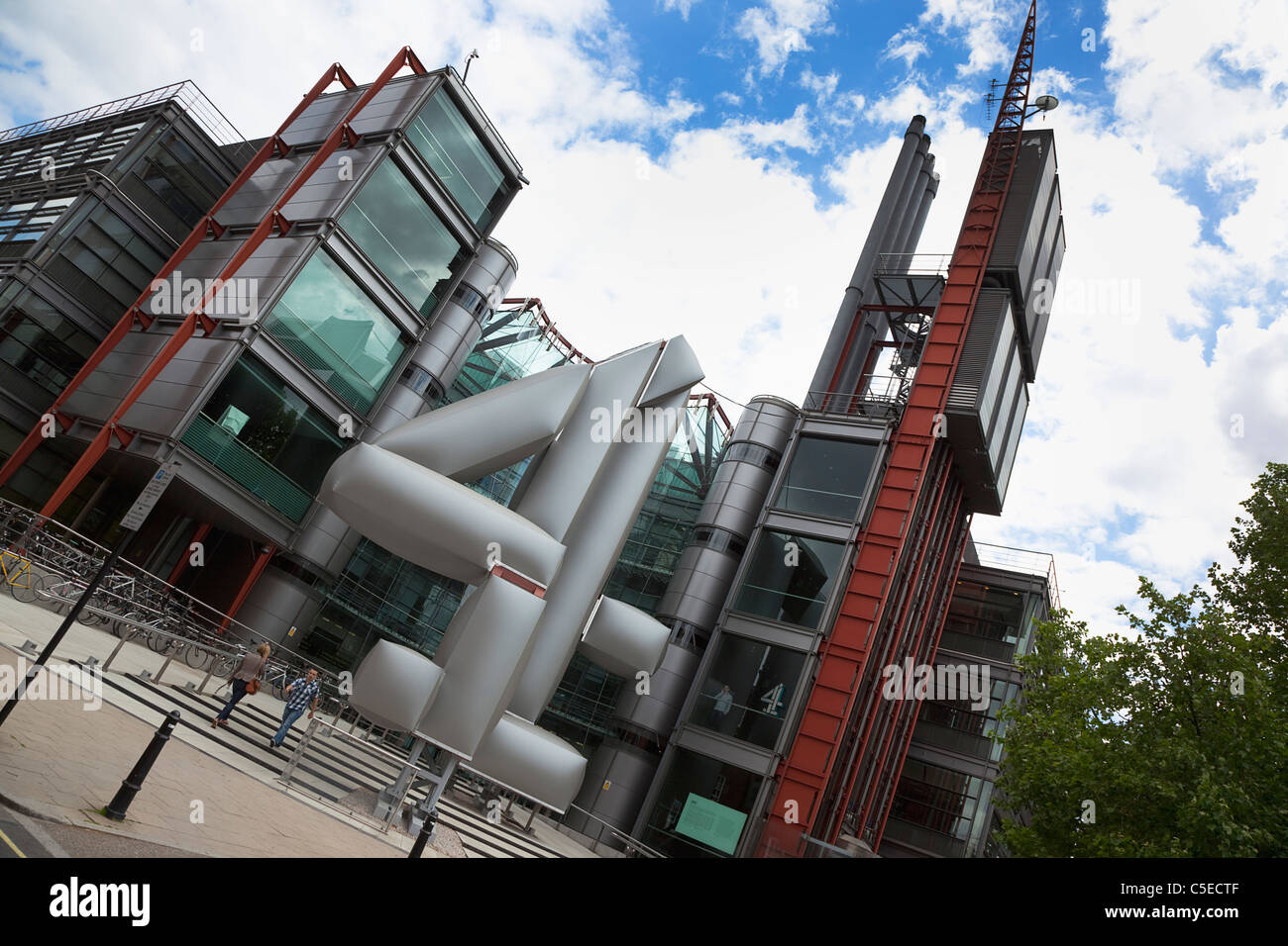 Channel 4 horseferry road office hi-res stock photography and images ...