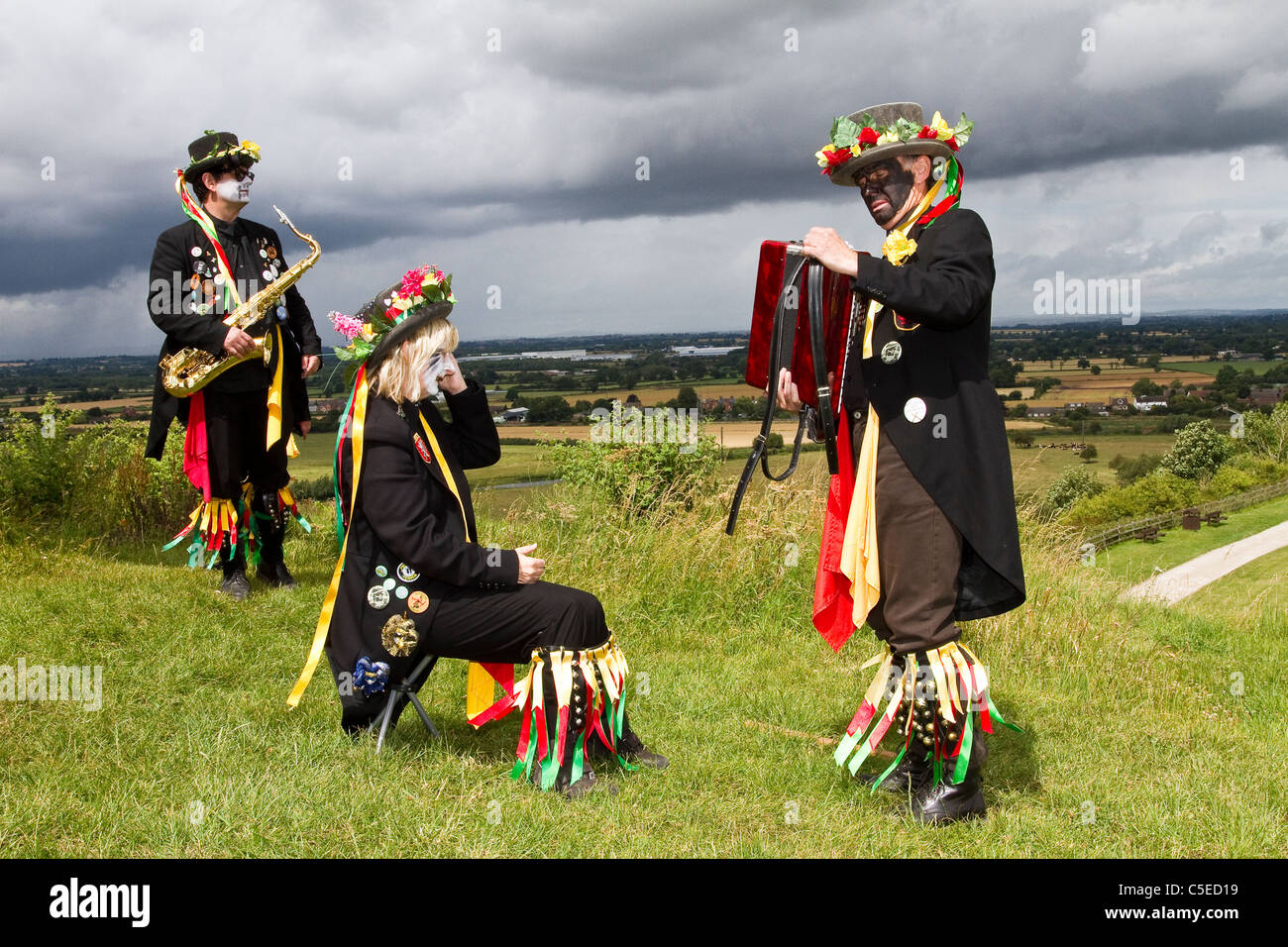 Powderkegs Morris Dancers & Street Entertainers, Detail and People ...