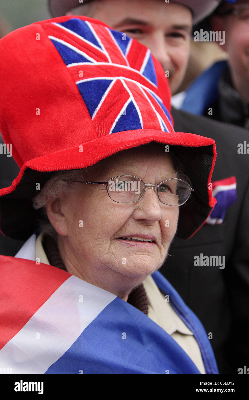 THE ROYAL WEDDING DAY 2011, patriotic elderly lady dressed in her Union ...