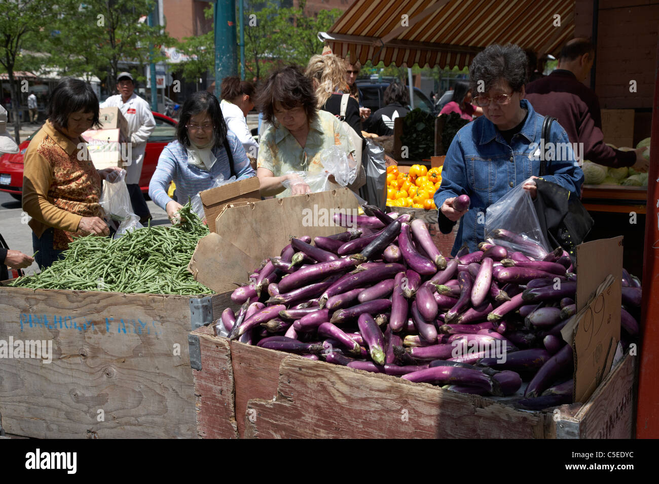 Ontario fruit hi-res stock photography and images - Alamy