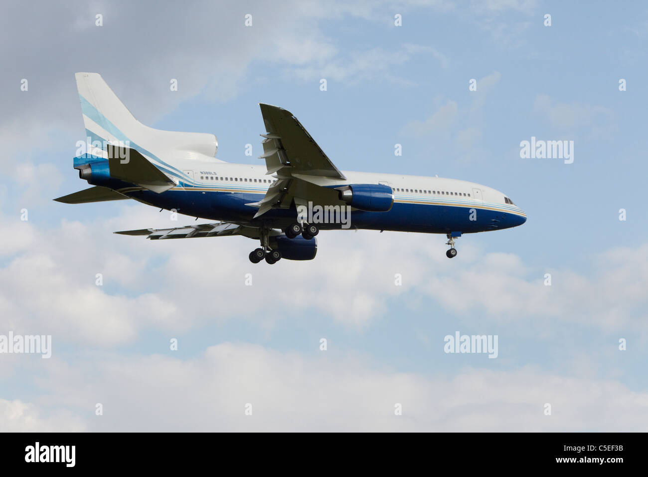 Cockpit Lockheed L1011 Tristar High Resolution Stock Photography and ...