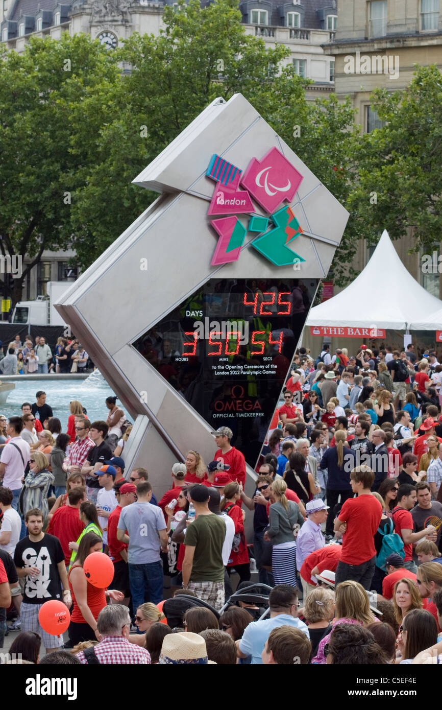 The Olympic countdown clock in Trafalgar Square London Stock Photo - Alamy