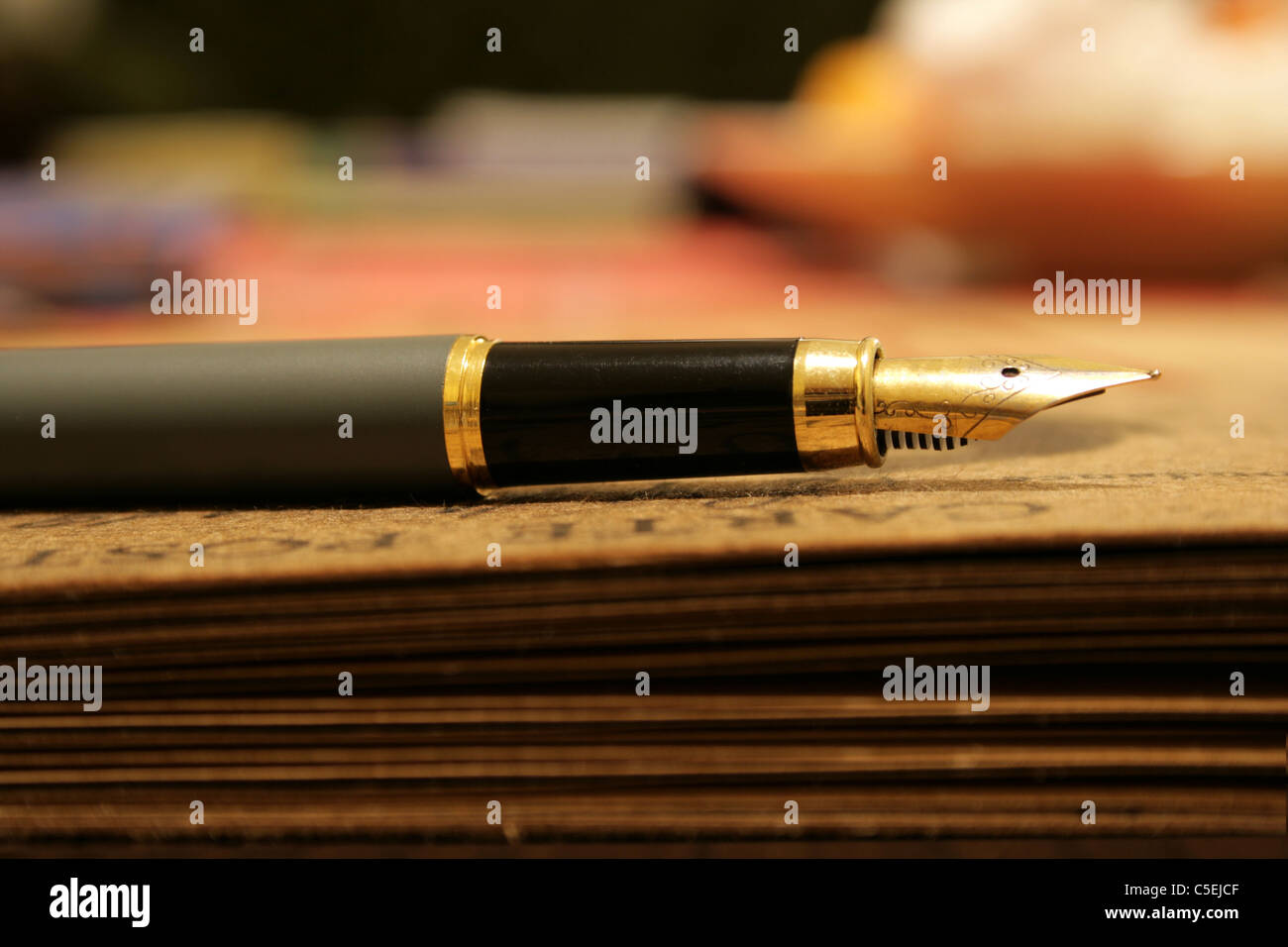 Fountain pen on old letter Stock Photo - Alamy