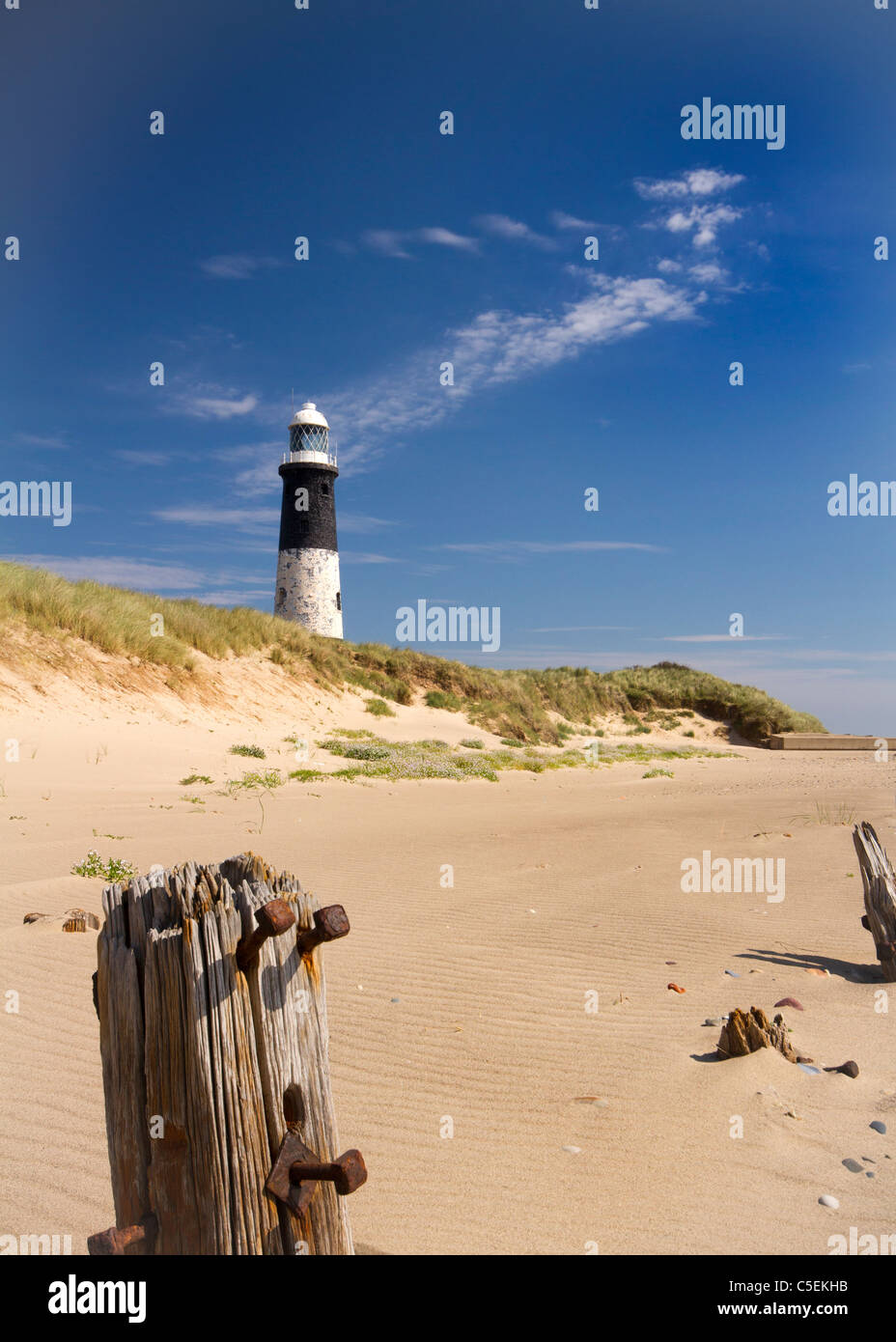 Lighthouse at Spurn Point in yorkshire England Stock Photo - Alamy