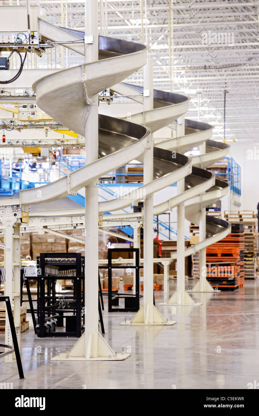 Package handling equipment in a shipping warehouse Stock Photo - Alamy