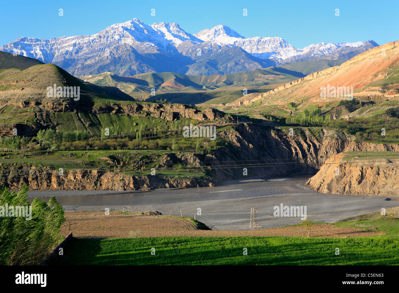 Valley of river Zeravshan, Tajikistan Stock Photo - Alamy