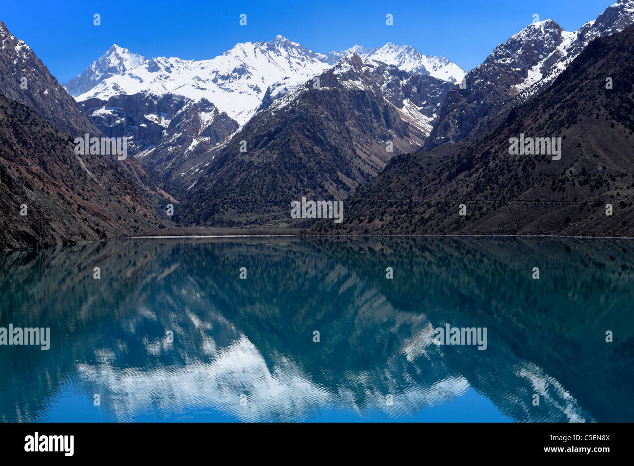 Lake Iskanderkul and Fan mountains, Tajikistan Stock Photo - Alamy