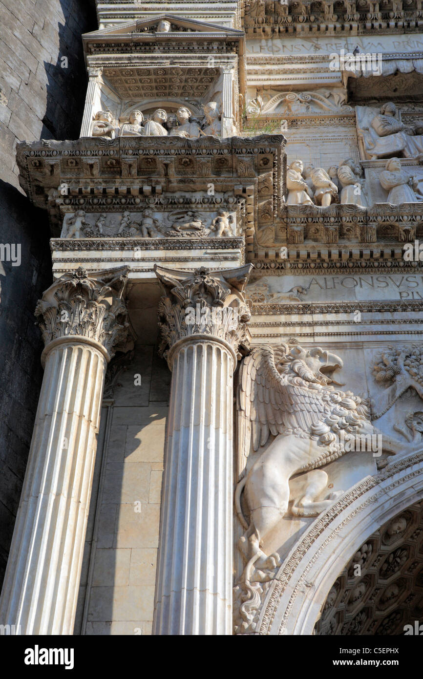Castel Nuovo (15th century), Naples, Italy Stock Photo - Alamy