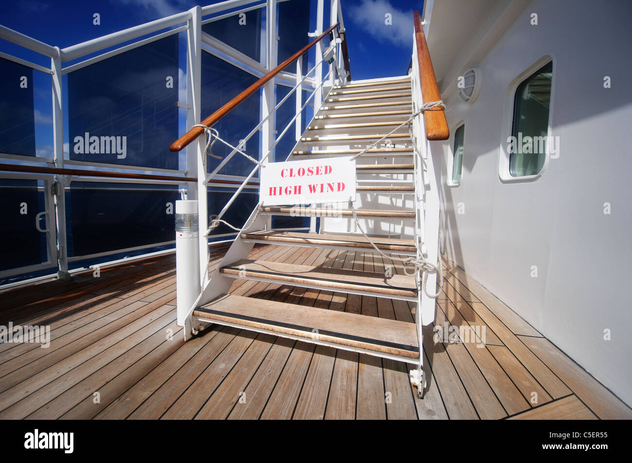 Warning sign at stairs hi-res stock photography and images - Alamy
