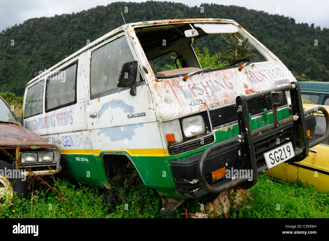 Broken down van hi-res stock photography and images - Alamy