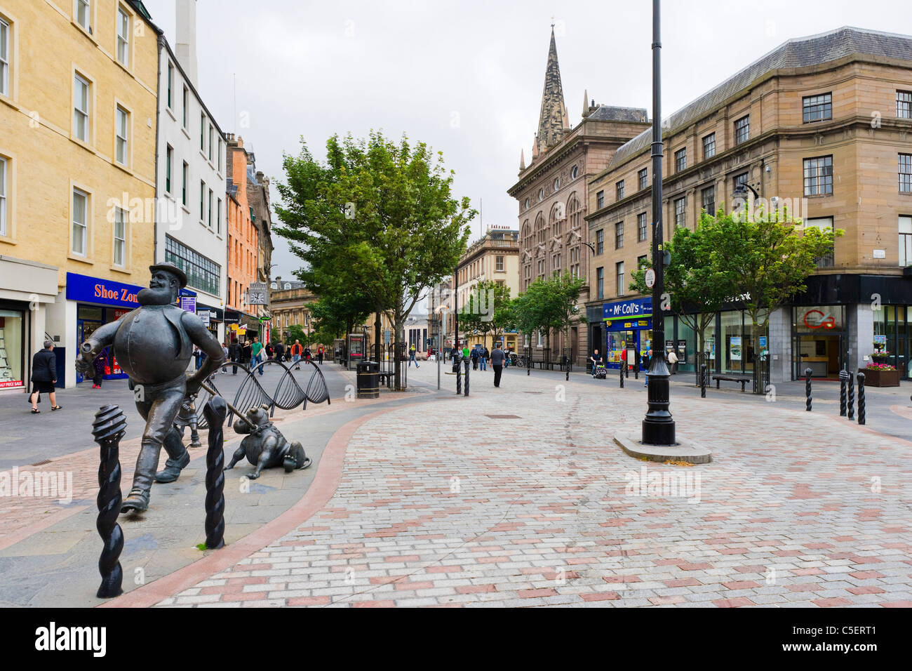 City Square with a statue of Desperate Dan and Dawg (from the Dandy ...