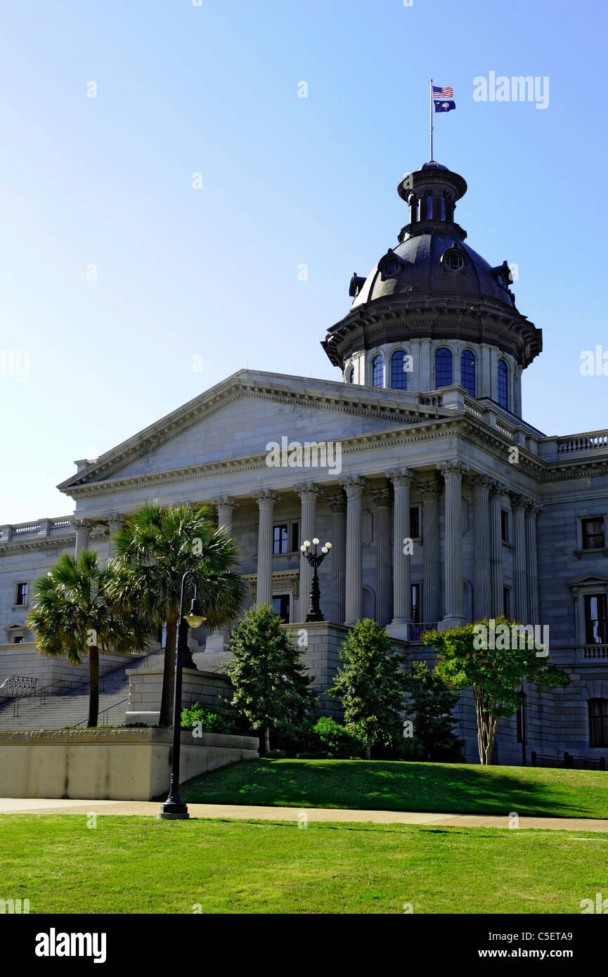 Columbia south carolina buildings statues hi-res stock photography and ...