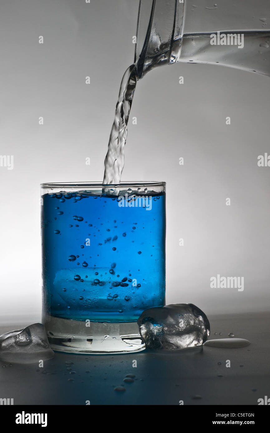 water being poured into glass Stock Photo - Alamy