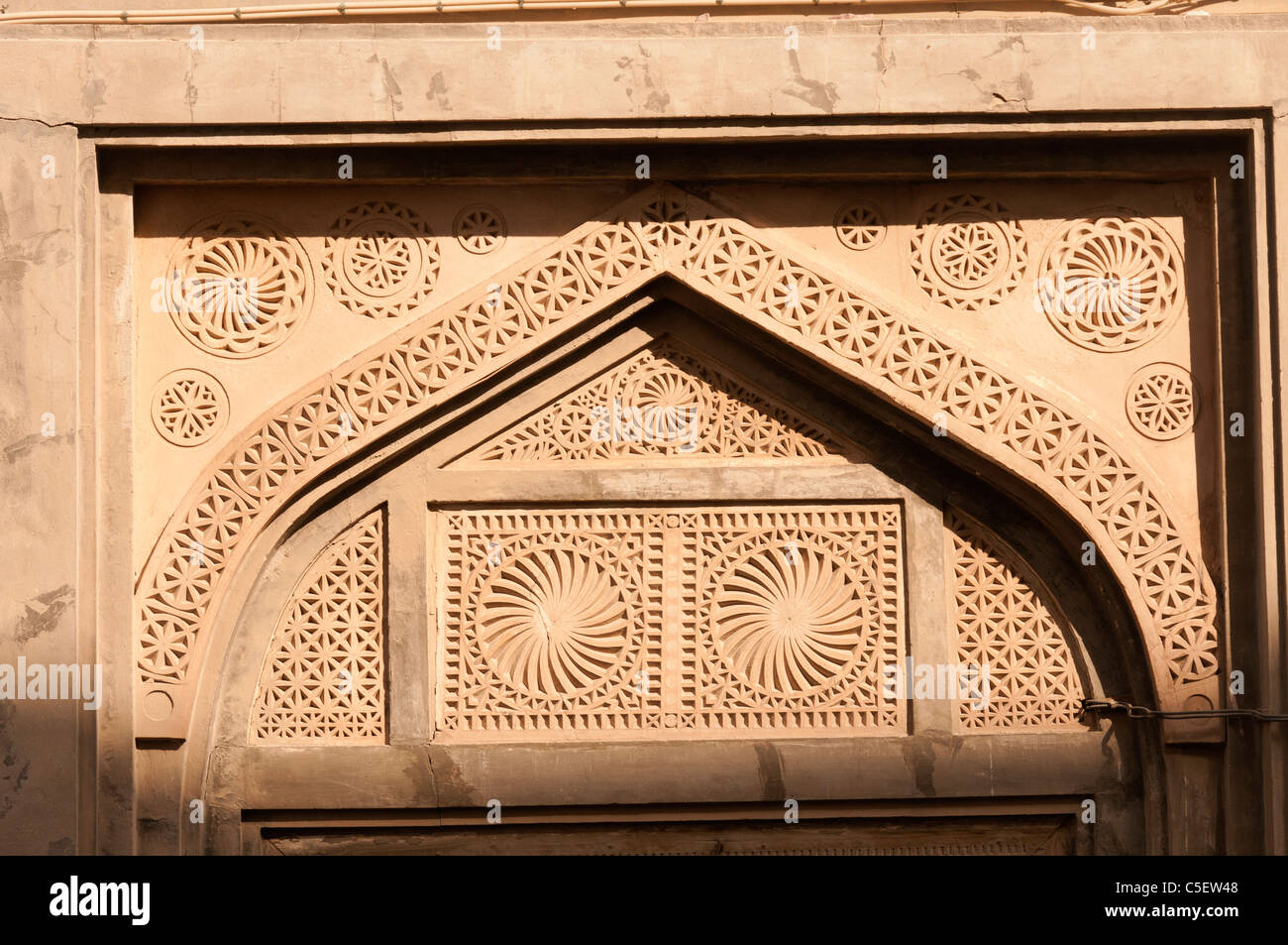 Bahrain door hi-res stock photography and images - Alamy