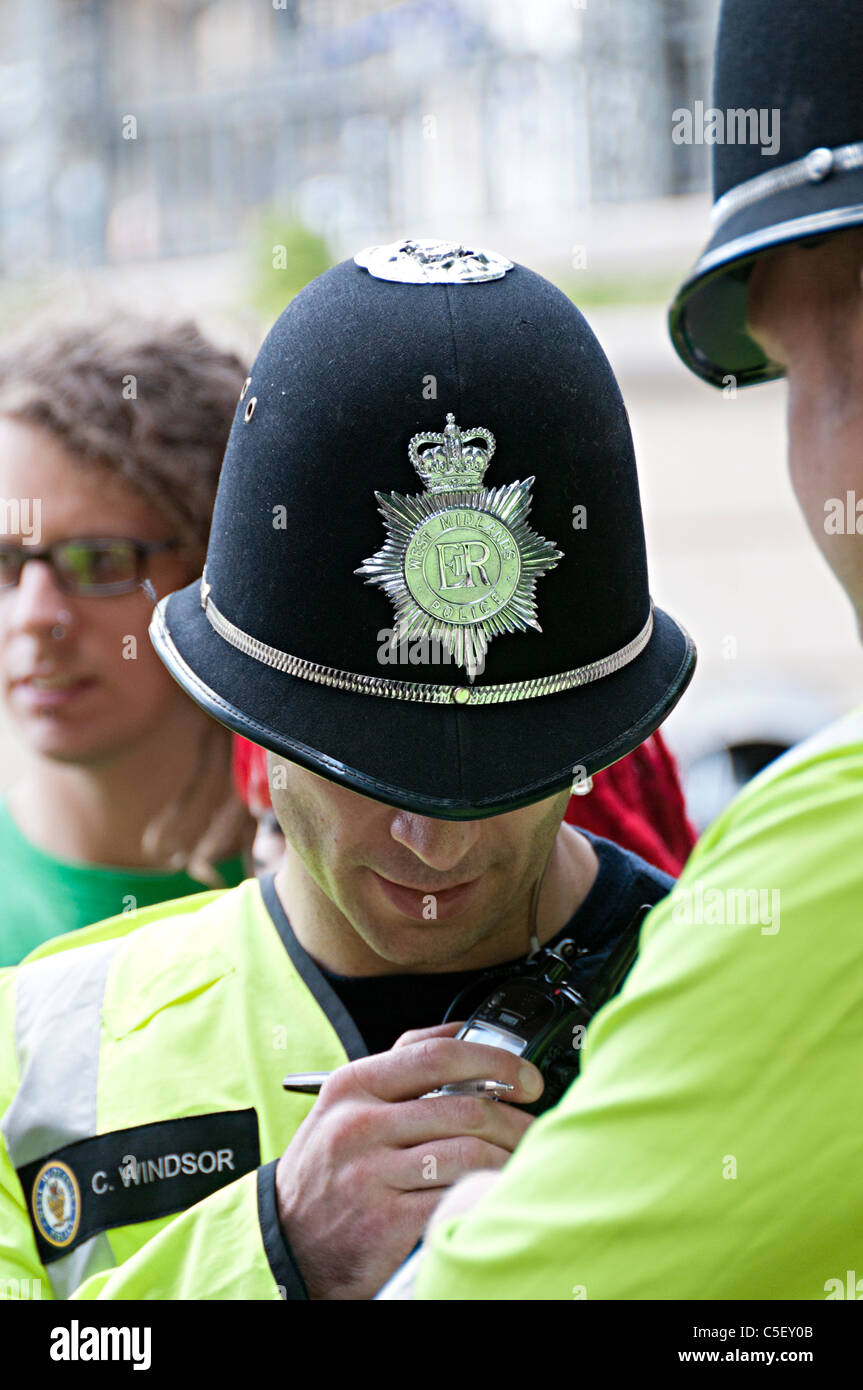 Police handcuffs uk patrol hi-res stock photography and images - Alamy