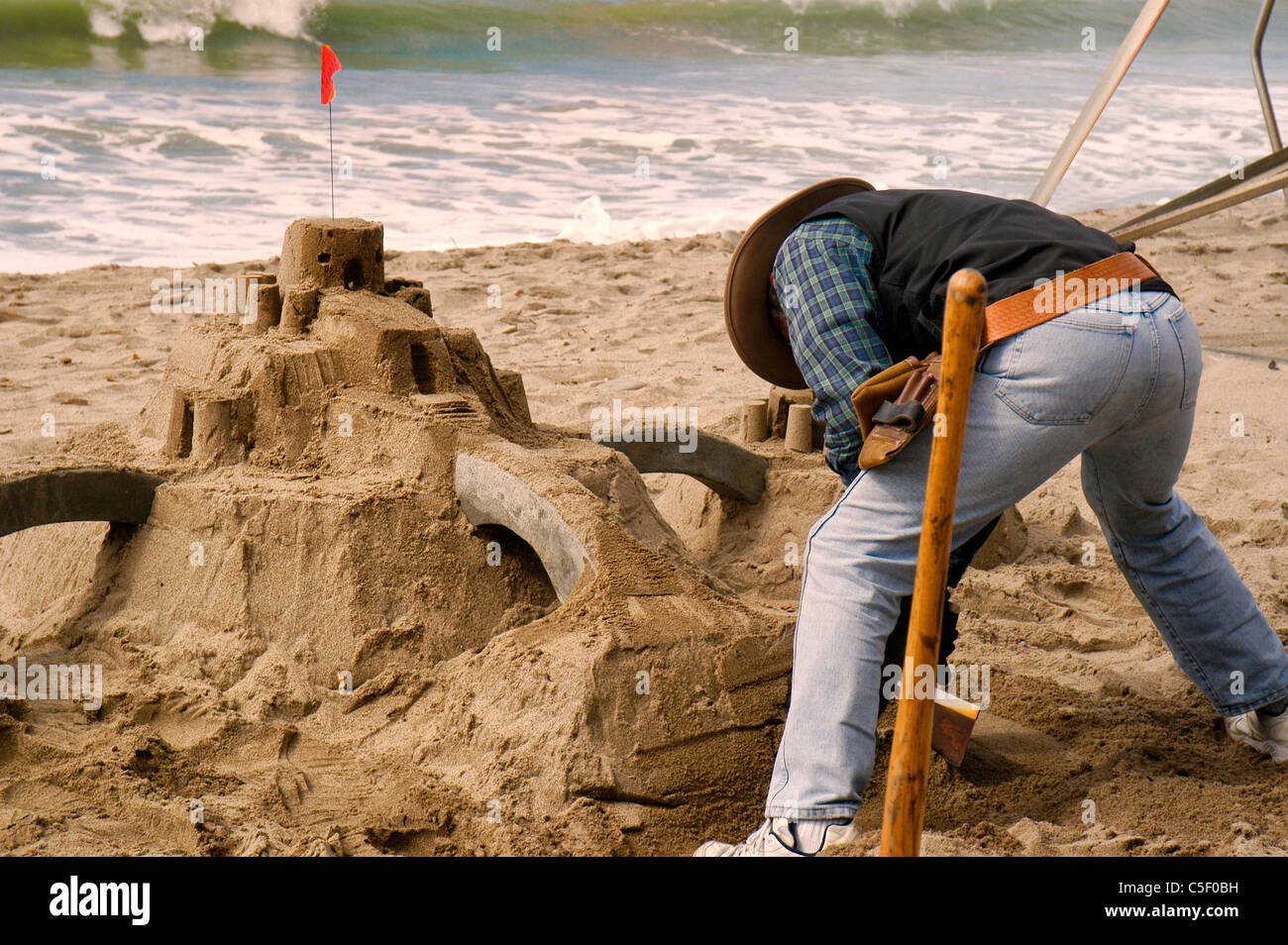 Sand castle tools hi-res stock photography and images - Alamy