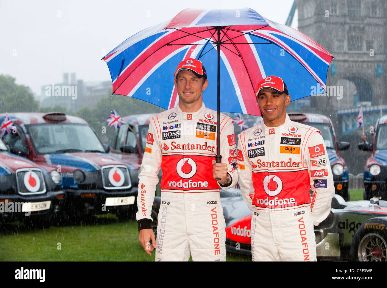 Lewis hamilton flag hi-res stock photography and images - Alamy