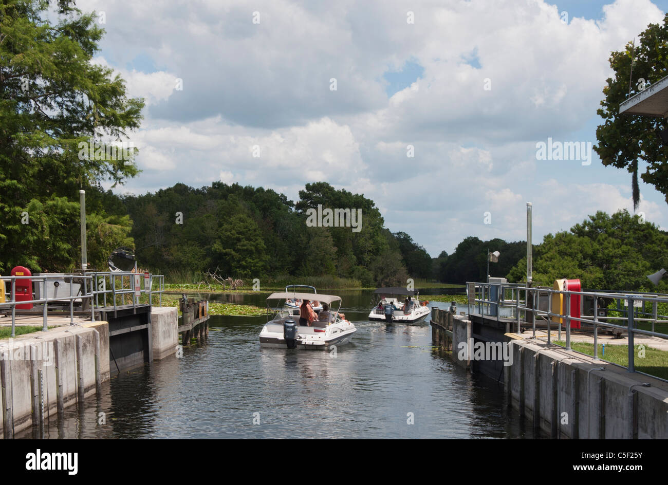 Burrell Navigational Lock and Dam located in Lake County Leesburg ...