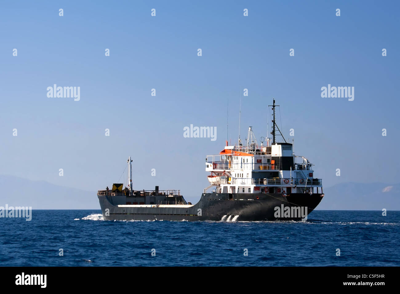 Ship tanker sailing boat hi-res stock photography and images - Alamy
