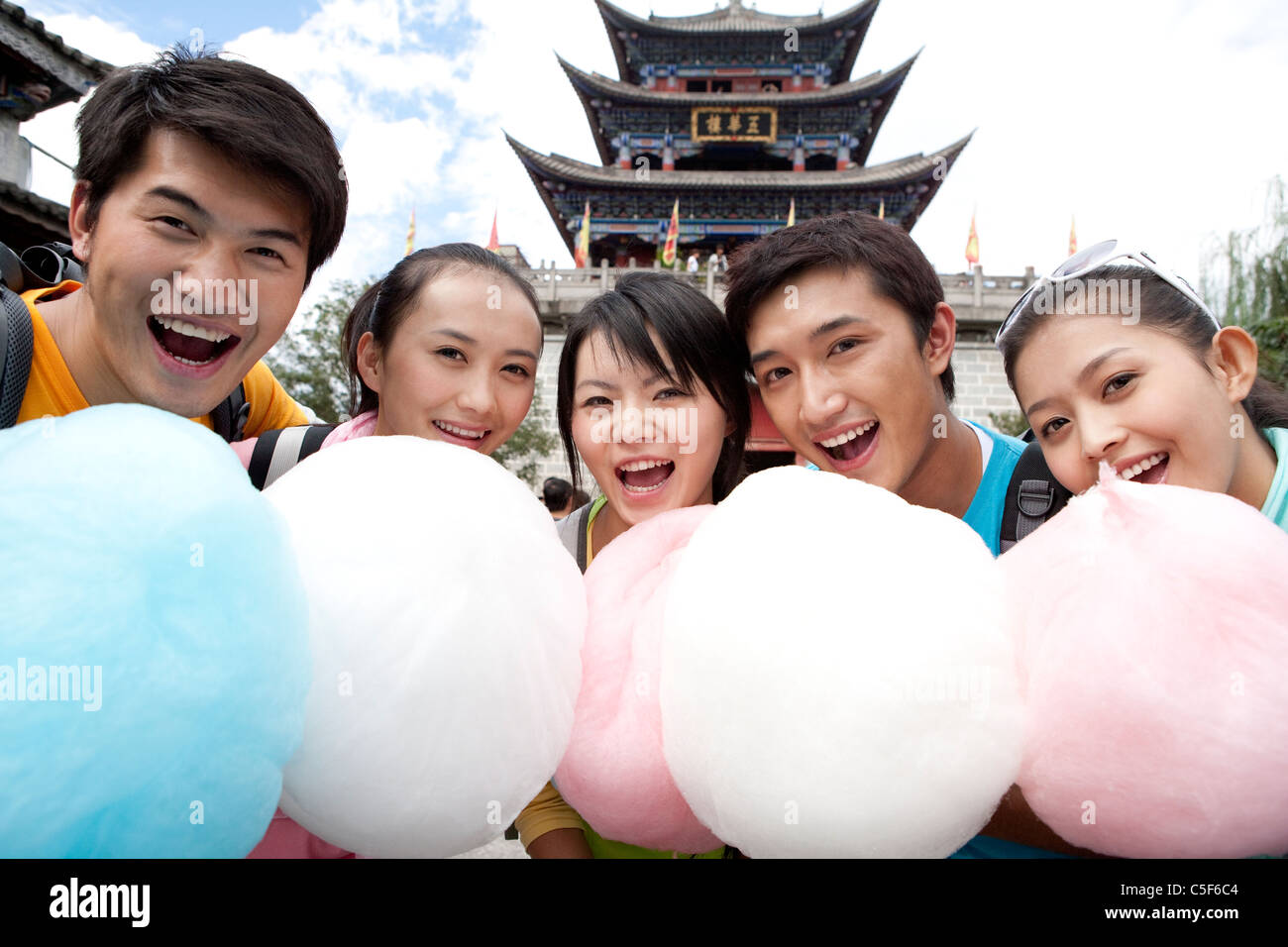 Five friends cotton candy dali hi-res stock photography and images - Alamy