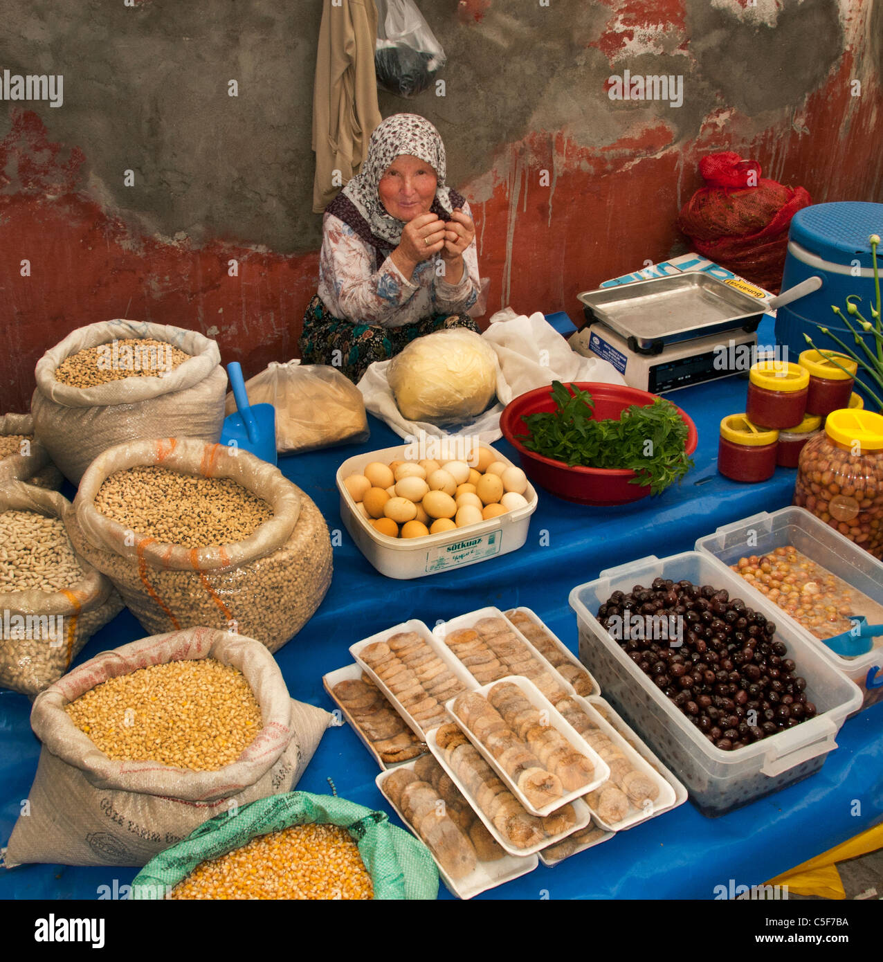 The old town market hi-res stock photography and images - Alamy