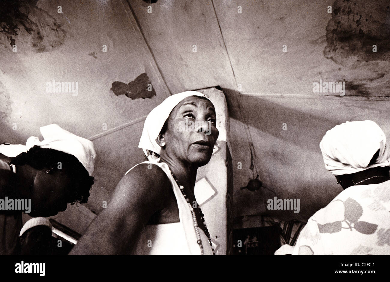 CUBA. Santeria Afro-Cuban religion ritual in Marianao Stock Photo - Alamy
