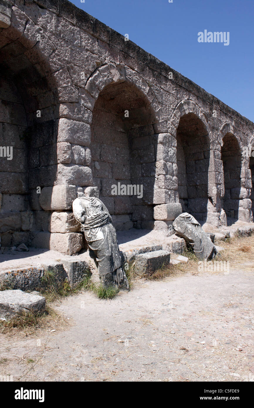 Hippocrates statue kos hi-res stock photography and images - Alamy