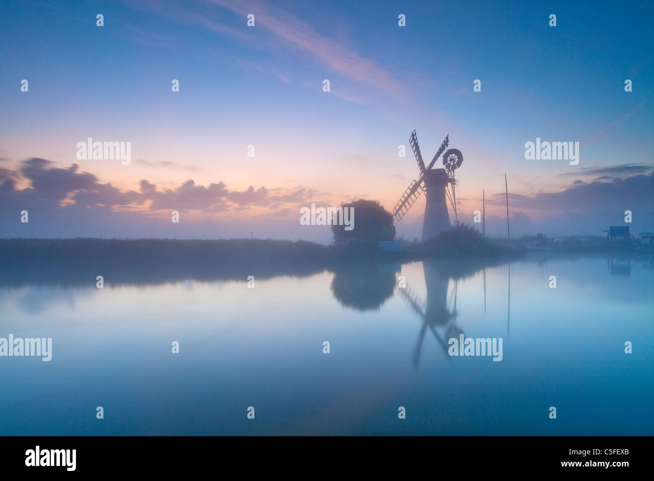 Sunrise showing Thurne Mill on the River Thurne, Norfolk Broads Stock ...