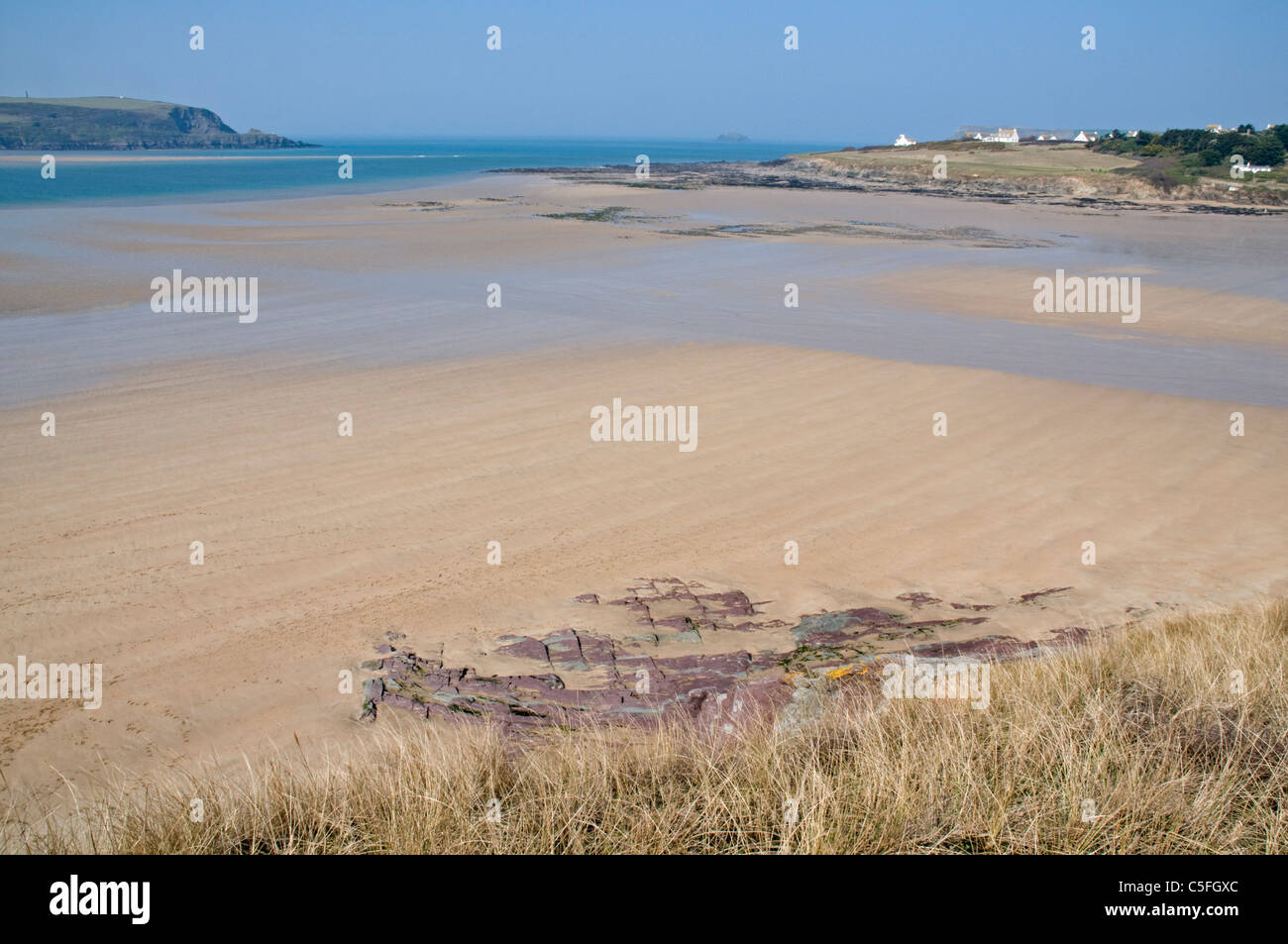 On north Cornwall's coast path at Daymer Bay, approaching Trebetherick ...