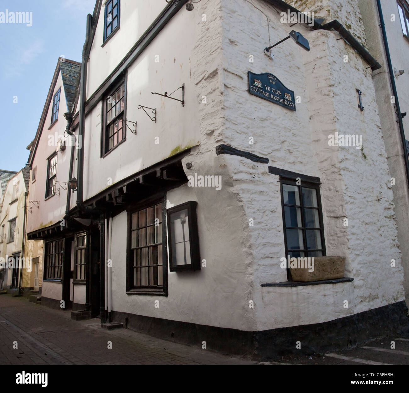 Looe cornwall 17th century hi-res stock photography and images - Alamy