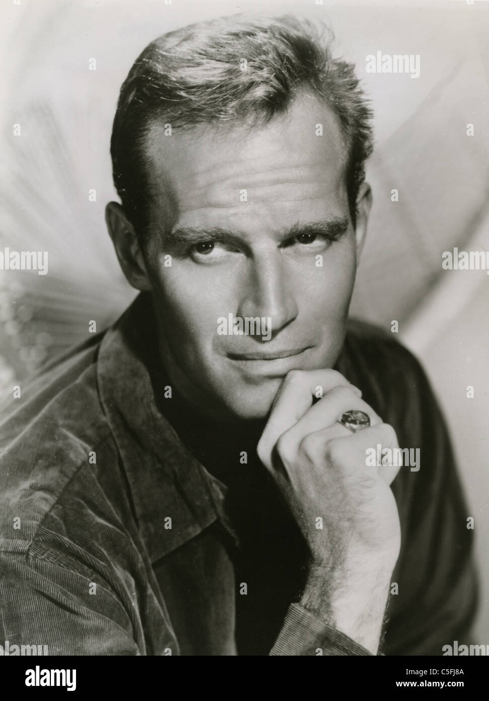 Actor charlton heston 1960 hi-res stock photography and images - Alamy